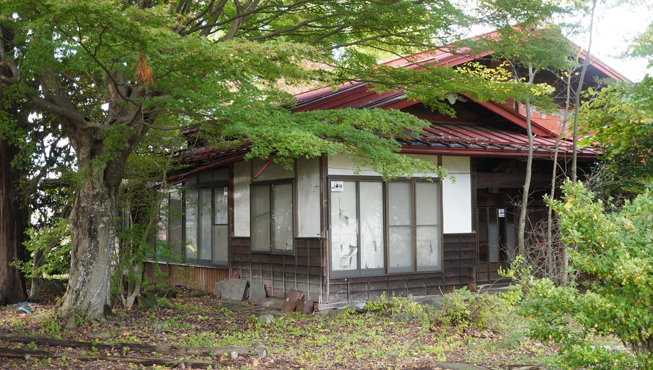 諏方家・大祝邸(すわけ・おおほうり てい) – 水波の隔て(Suiha no Hedate)